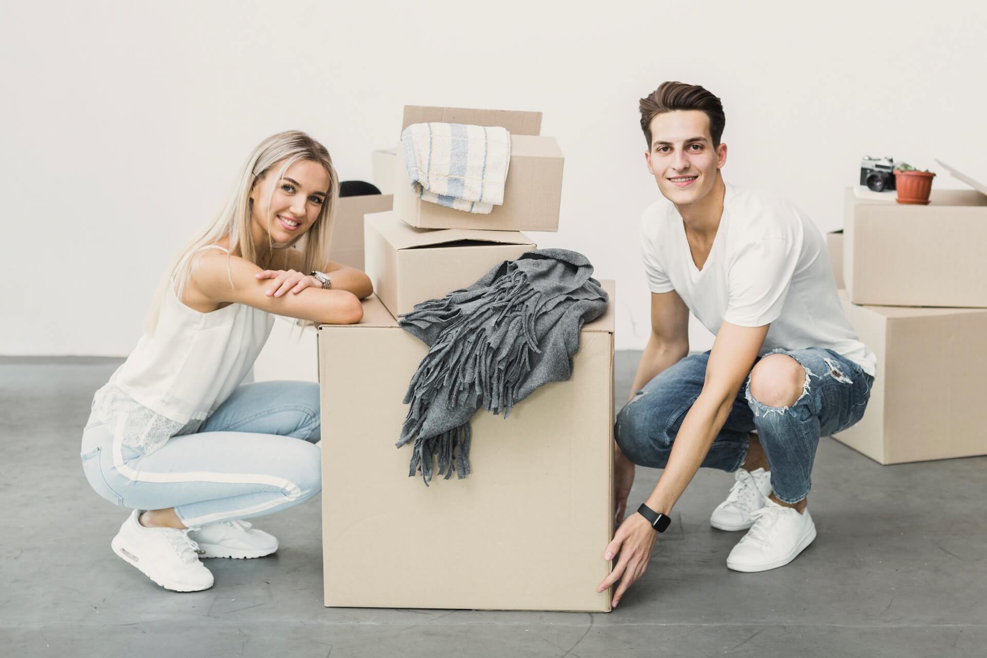 How to Prepare for Moving for Love - Sunset International Shipping